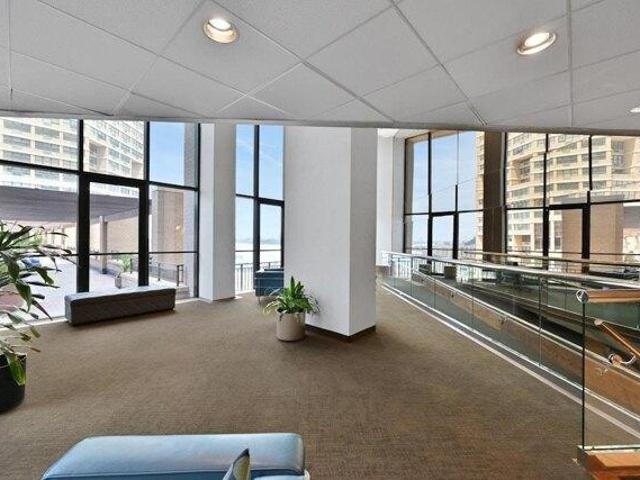 condo with 1 bedroom, Guttenberg NJ ES105140680