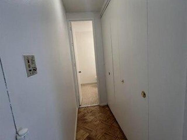 condo with 1 bedroom, Guttenberg NJ ES105142911