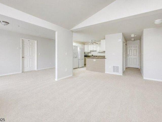 condo with 1 bedroom, Hamburg NJ ES104835998