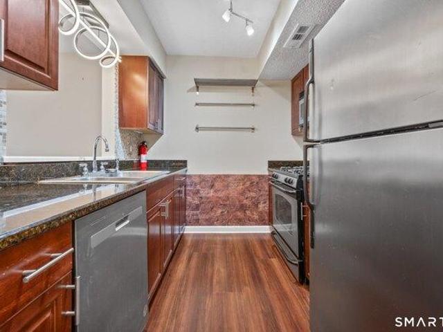 condo with 1 bedroom, Hamden CT DS102215297