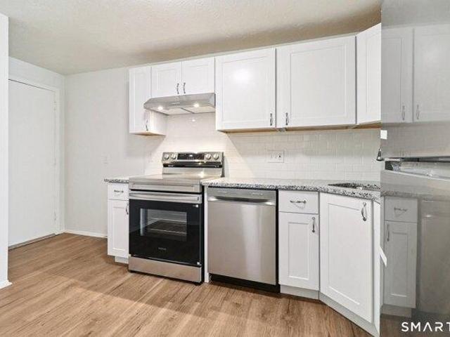condo with 1 bedroom, Hamden CT DS103437380