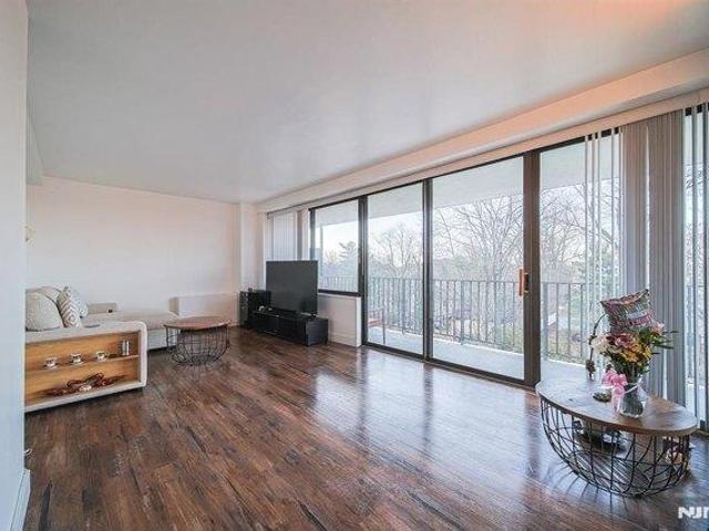 condo with 1 bedroom, Hackensack NJ DS104408018
