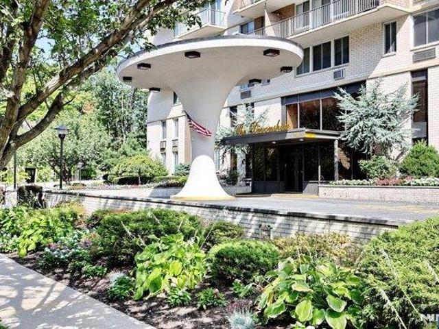 condo with 1 bedroom, Hackensack NJ DS103623434