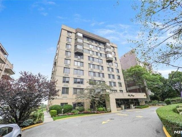 condo with 1 bedroom, Hackensack NJ ES103666759