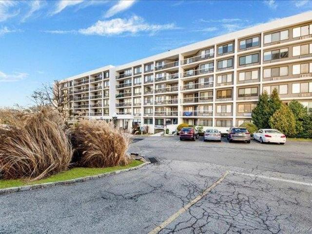 condo with 1 bedroom, Hartsdale NY DLS98409534
