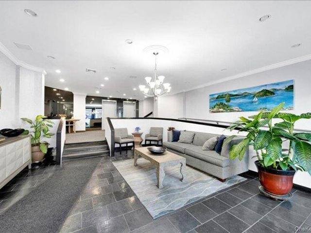 condo with 1 bedroom, Hartsdale NY ES103500550