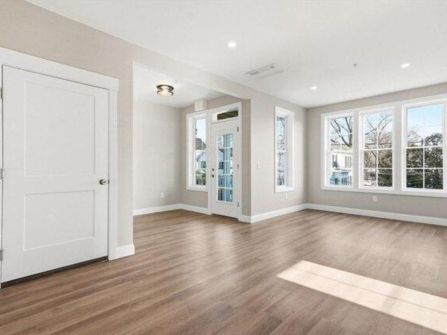 condo with 1 bedroom, Haverhill MA DS101800071