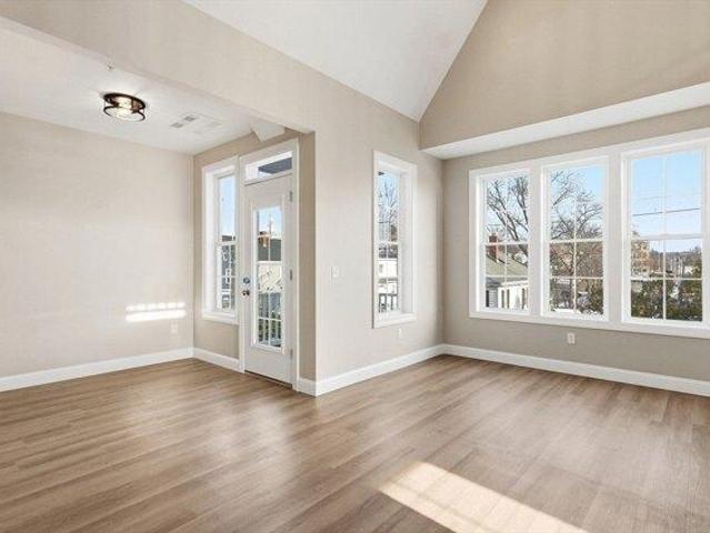 condo with 1 bedroom, Haverhill MA DS102371206