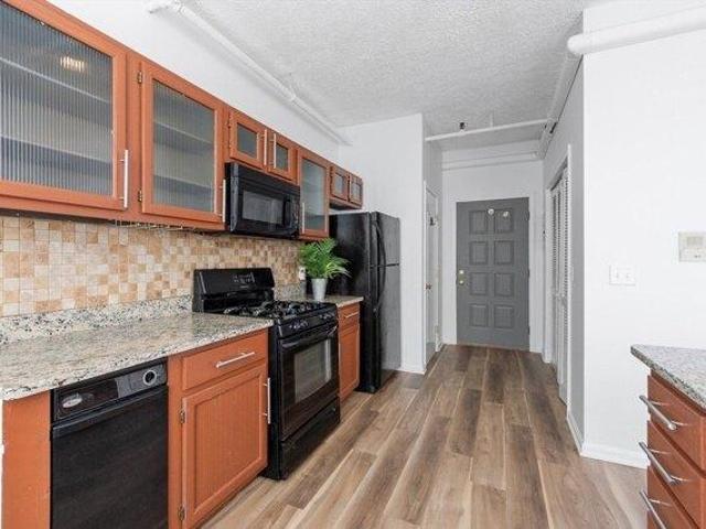 condo with 1 bedroom, Haverhill MA DS103184708