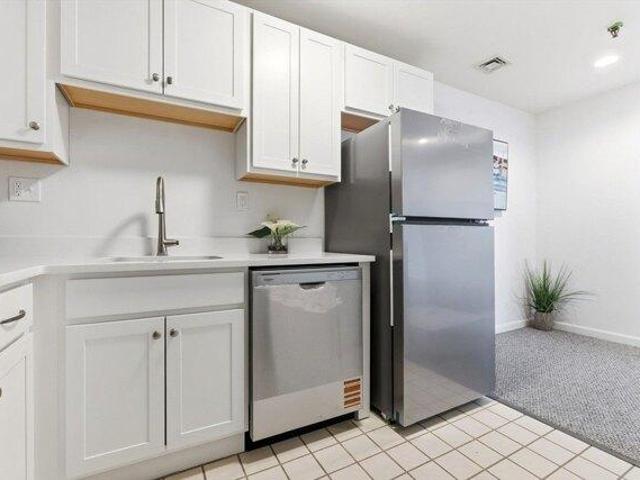 condo with 1 bedroom, Haverhill MA ES103035887
