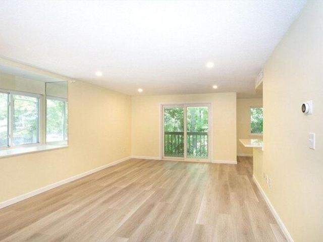 condo with 1 bedroom, Hingham MA ES103099175