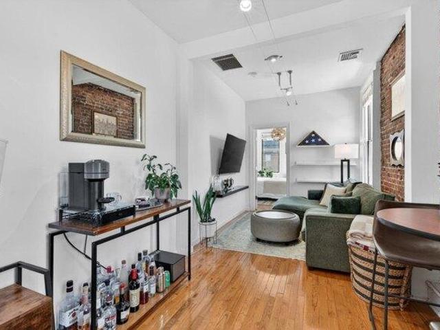 condo with 1 bedroom, Hoboken NJ DS104234861