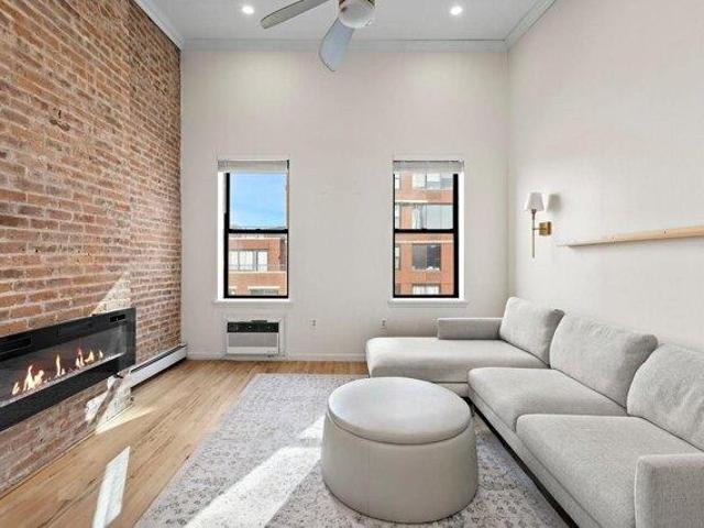 condo with 1 bedroom, Hoboken NJ DS102477831