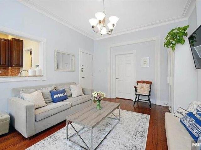 condo with 1 bedroom, Hoboken NJ DS102707872