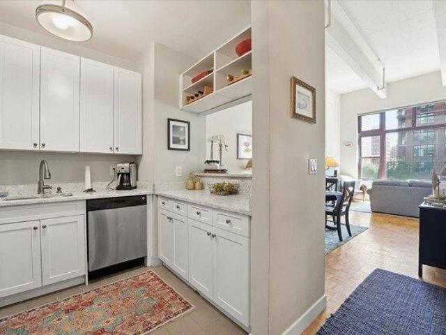 condo with 1 bedroom, Hoboken NJ DS102761706