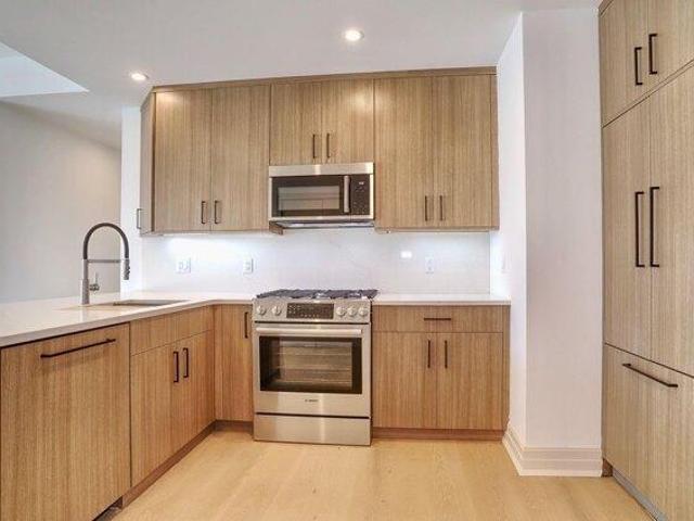 condo with 1 bedroom, Hoboken NJ DS103159636