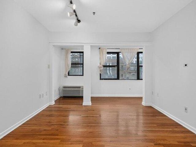 condo with 1 bedroom, Hoboken NJ ES104266325