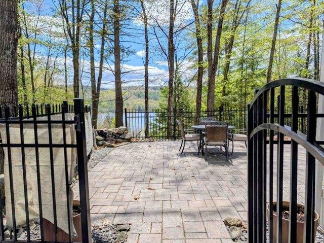 condo with 1 bedroom, Holderness NH ES105109090