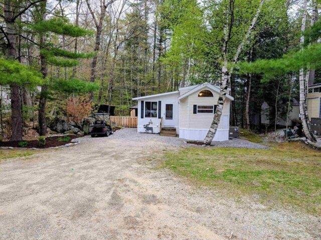 condo with 1 bedroom, Holderness NH ES103886793