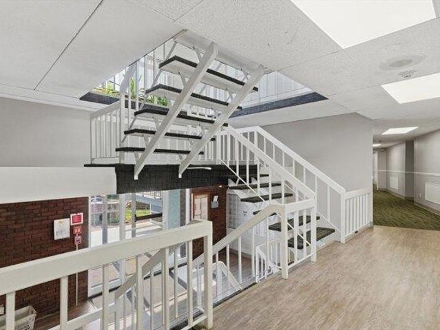 condo with 1 bedroom, Holliston MA DS103930973