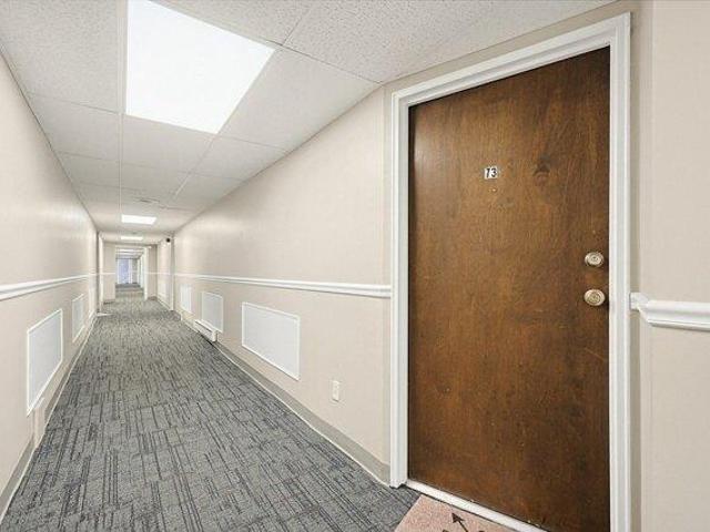 condo with 1 bedroom, Holliston MA ES103493547