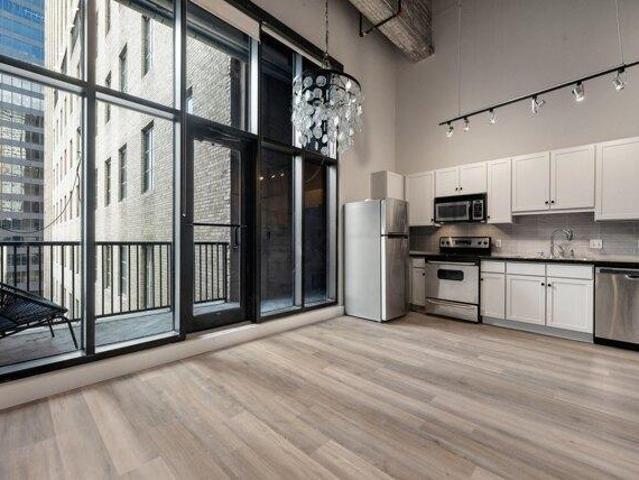 condo with 1 bedroom, Houston TX DLS88857673