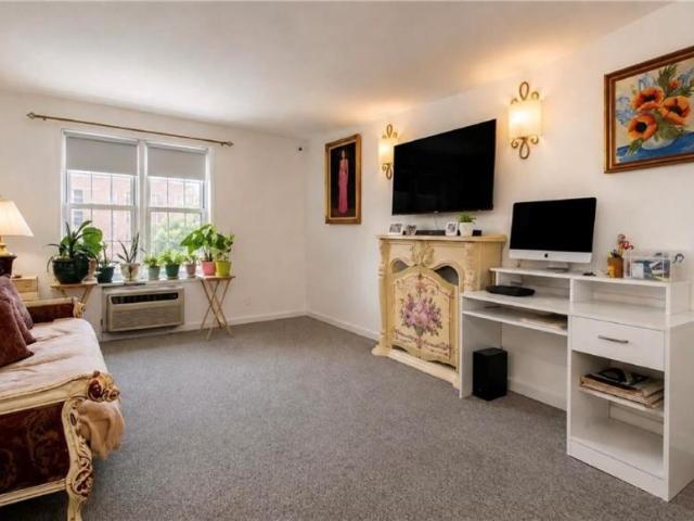 condo with 1 bedroom, Howard Beach NY DS104848329