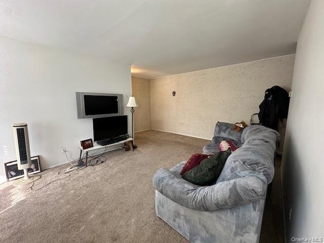 condo with 1 bedroom, Islandia NY ES103625412
