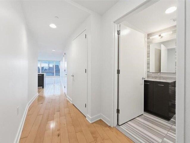 condo with 1 bedroom, Jersey City NJ DLS101659032