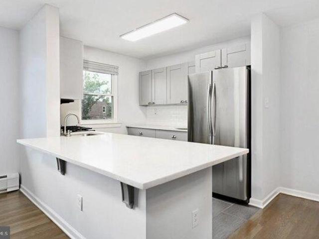 condo with 1 bedroom, Jersey City NJ DLS102564123