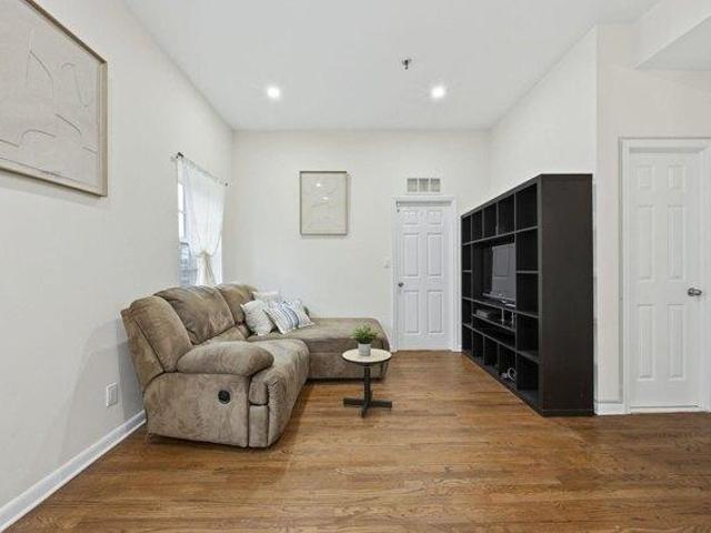condo with 1 bedroom, Jersey City NJ DS102212448