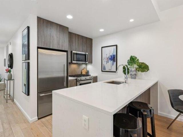 condo with 1 bedroom, Jersey City NJ DS102728256
