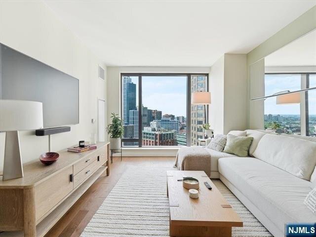 condo with 1 bedroom, Jersey City NJ DS103158510