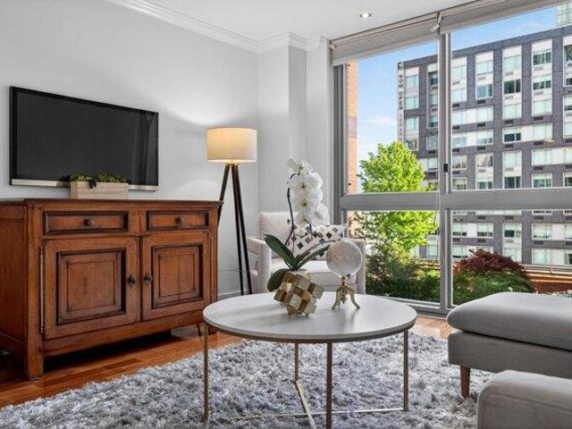 condo with 1 bedroom, Jersey City NJ DS103185990
