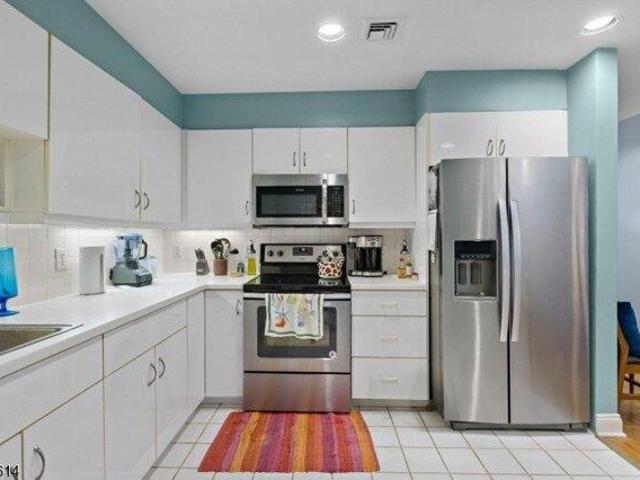 condo with 1 bedroom, Jersey City NJ DS104190952