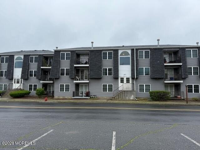condo with 1 bedroom, Keansburg NJ DLS102212798