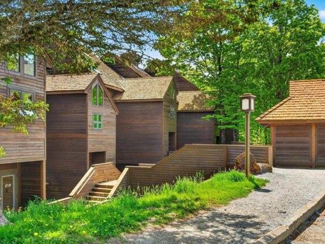 condo with 1 bedroom, Killington VT ES104265497