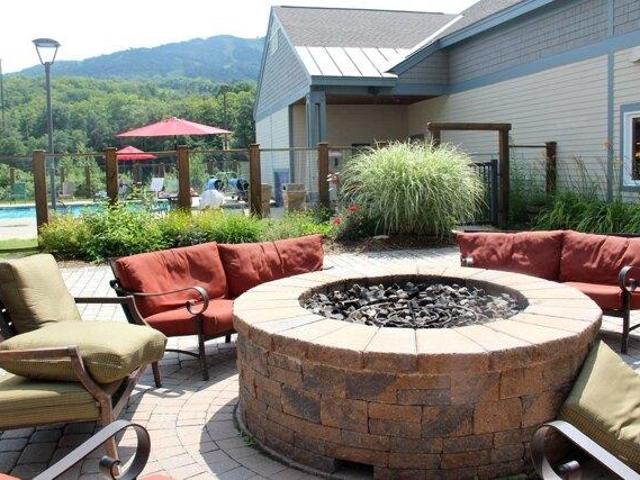 condo with 1 bedroom, Killington VT ES104835913