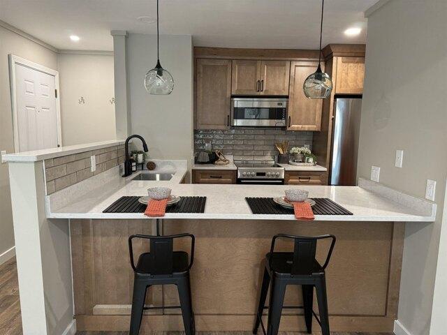 condo with 1 bedroom, Lebanon NH DS104044570