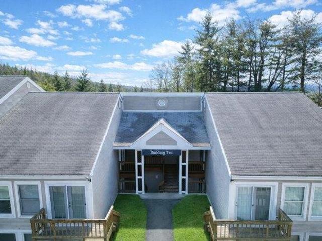 condo with 1 bedroom, Lebanon NH ES103017996