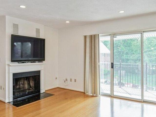condo with 1 bedroom, Lexington MA DS103441854
