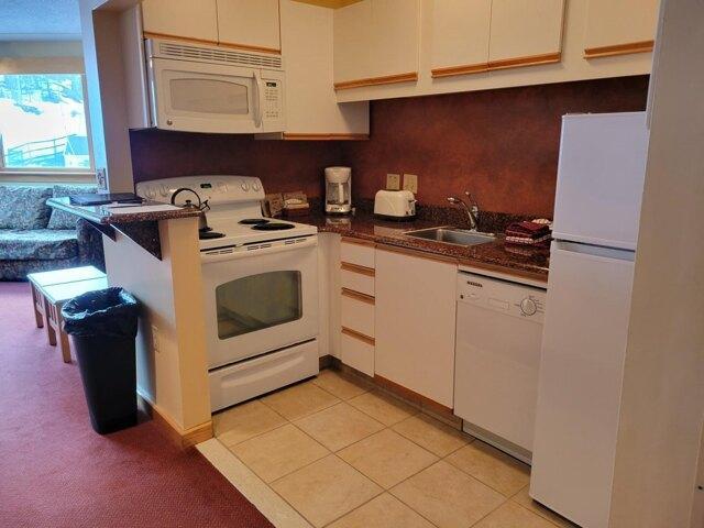 condo with 1 bedroom, Lincoln NH ES104758573