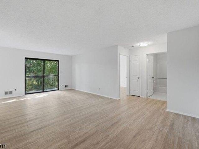 condo with 1 bedroom, Linden NJ DS104352404