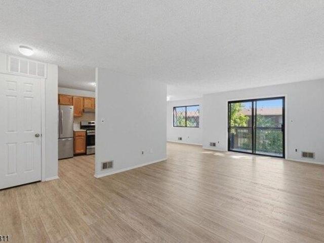 condo with 1 bedroom, Linden NJ ES104848899