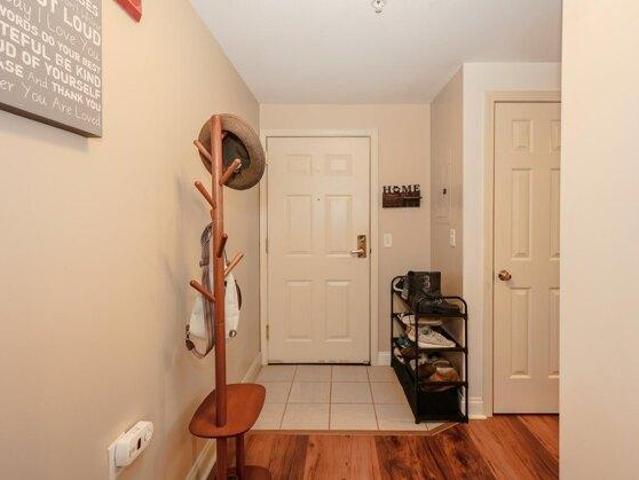 condo with 1 bedroom, Londonderry NH ES103248795