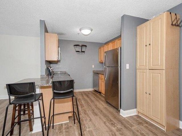 condo with 1 bedroom, Lowell MA ES103967039