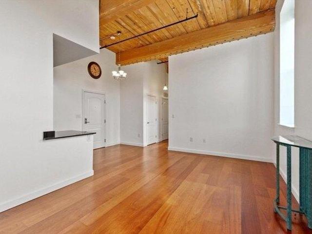 condo with 1 bedroom, Lowell MA ES104542931