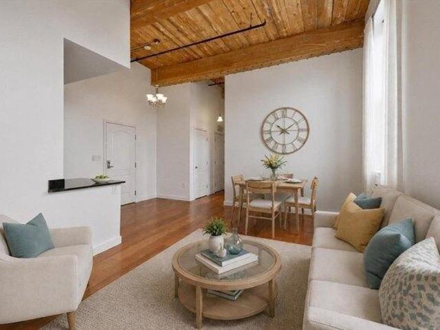 condo with 1 bedroom, Lowell MA ES105125163