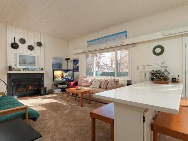 condo with 1 bedroom, Ludlow VT ES104851729