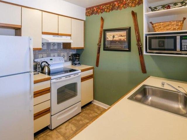 condo with 1 bedroom, Ludlow VT ES105176183